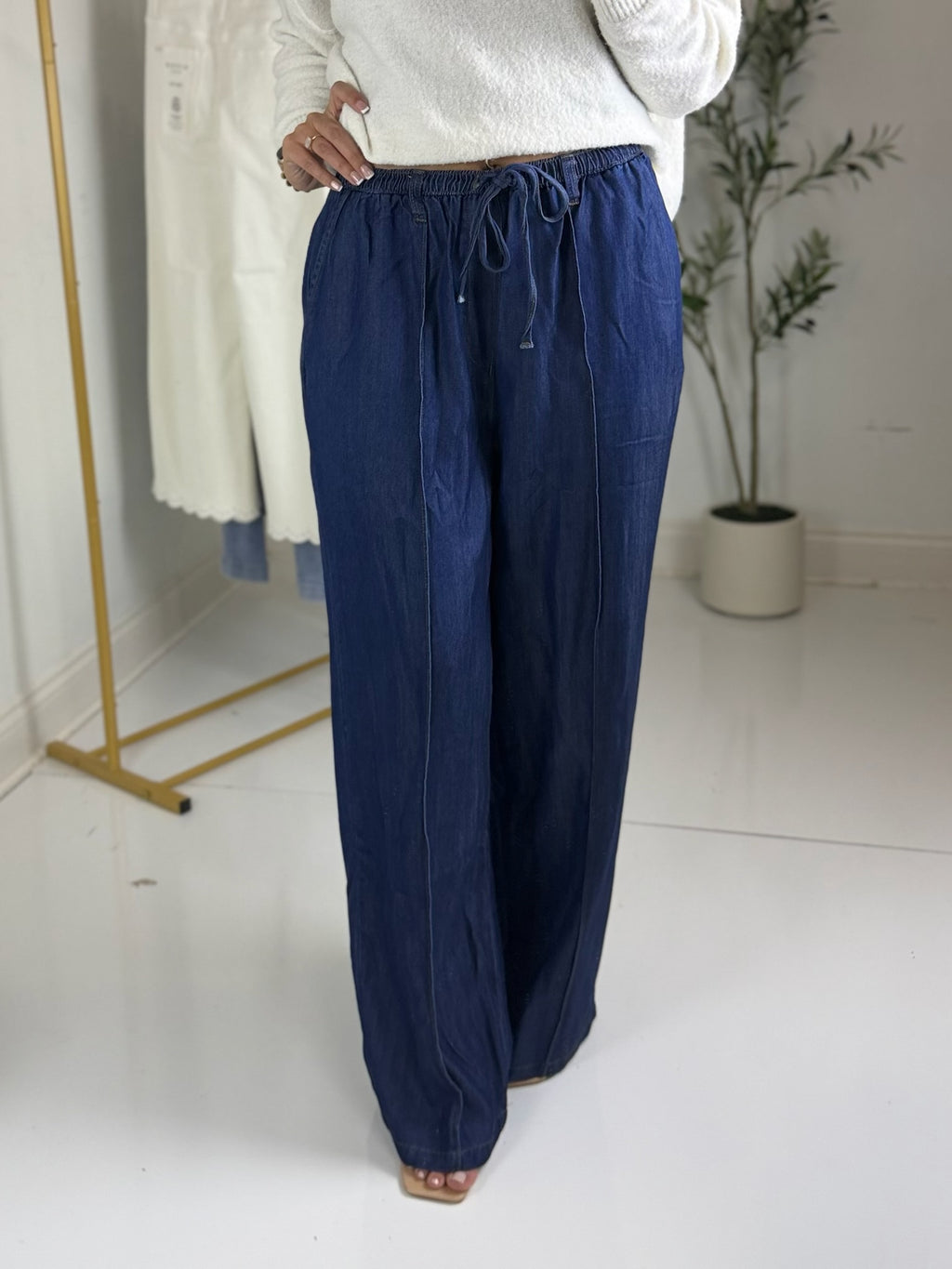 Low Key Wide Leg Pant – Beau Lane Boutique