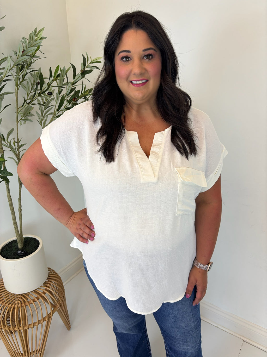 Sonya Split Neck Top - Plus (Cream) – Beau Lane Boutique
